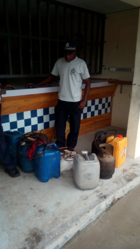 Police arrests three suspects for kwaso brewing in Temotu Province – My ...