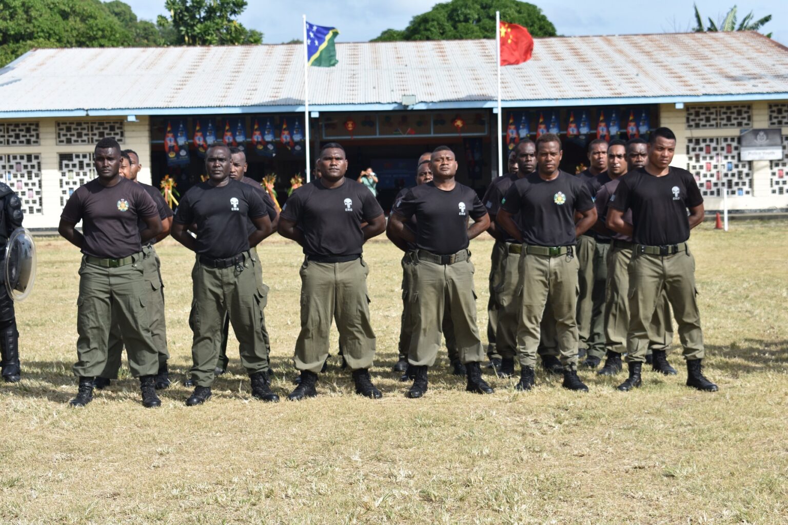 Demonstration of joint Police Training between PRC and SI in Honiara ...
