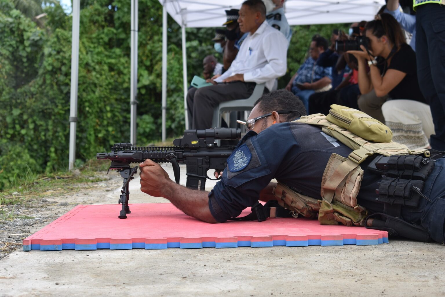 PM Sogavare and delegates witness the RSIPF firearm capability ...