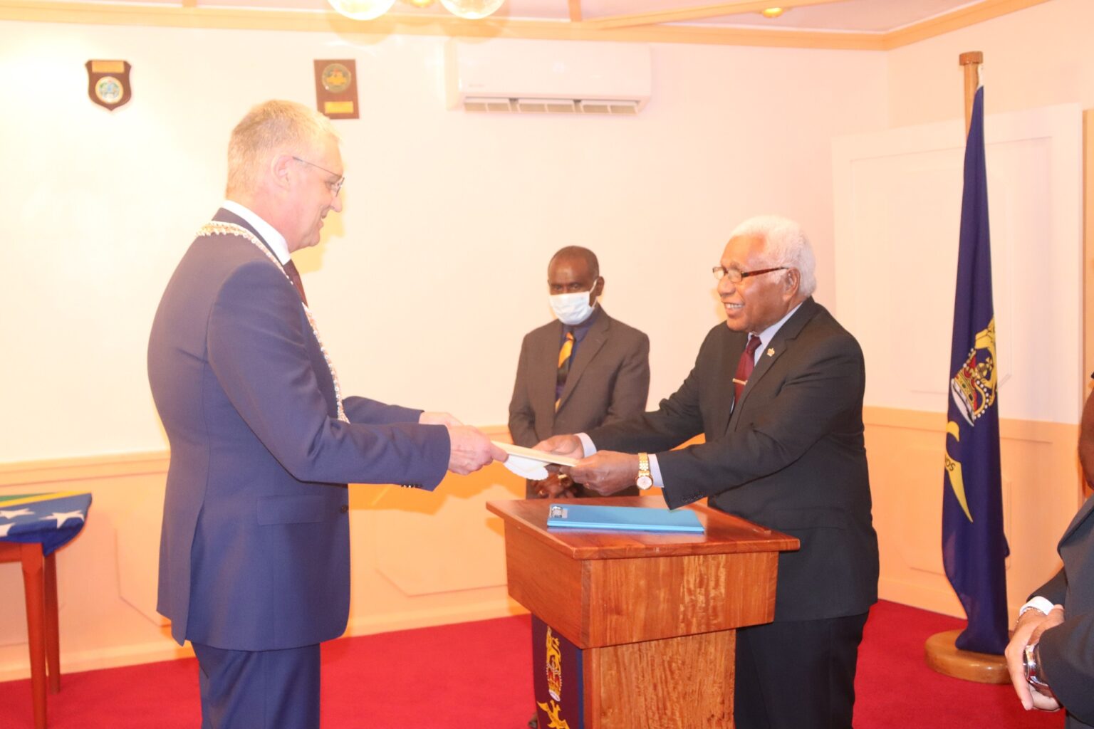 GERMAN AMBASSADOR TO SOLOMON ISLANDS PRESENTS CREDENTIALS – My SIG ...