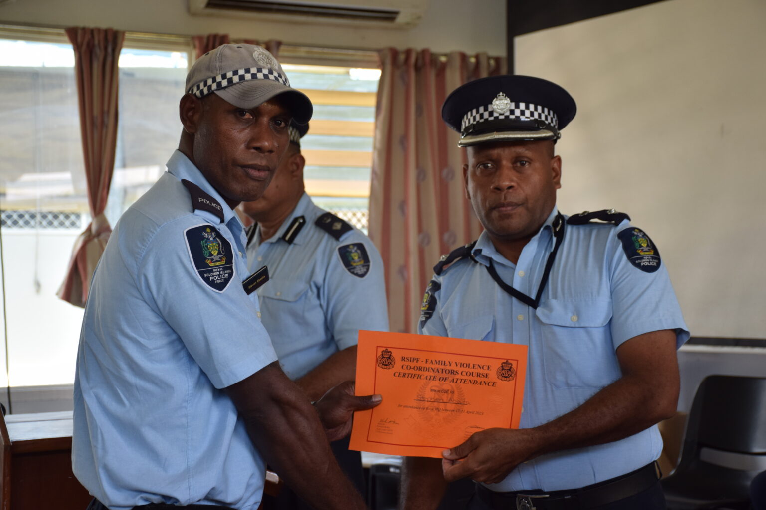 NZ Police and RSIPF NCPD delivers week long training course on Family ...