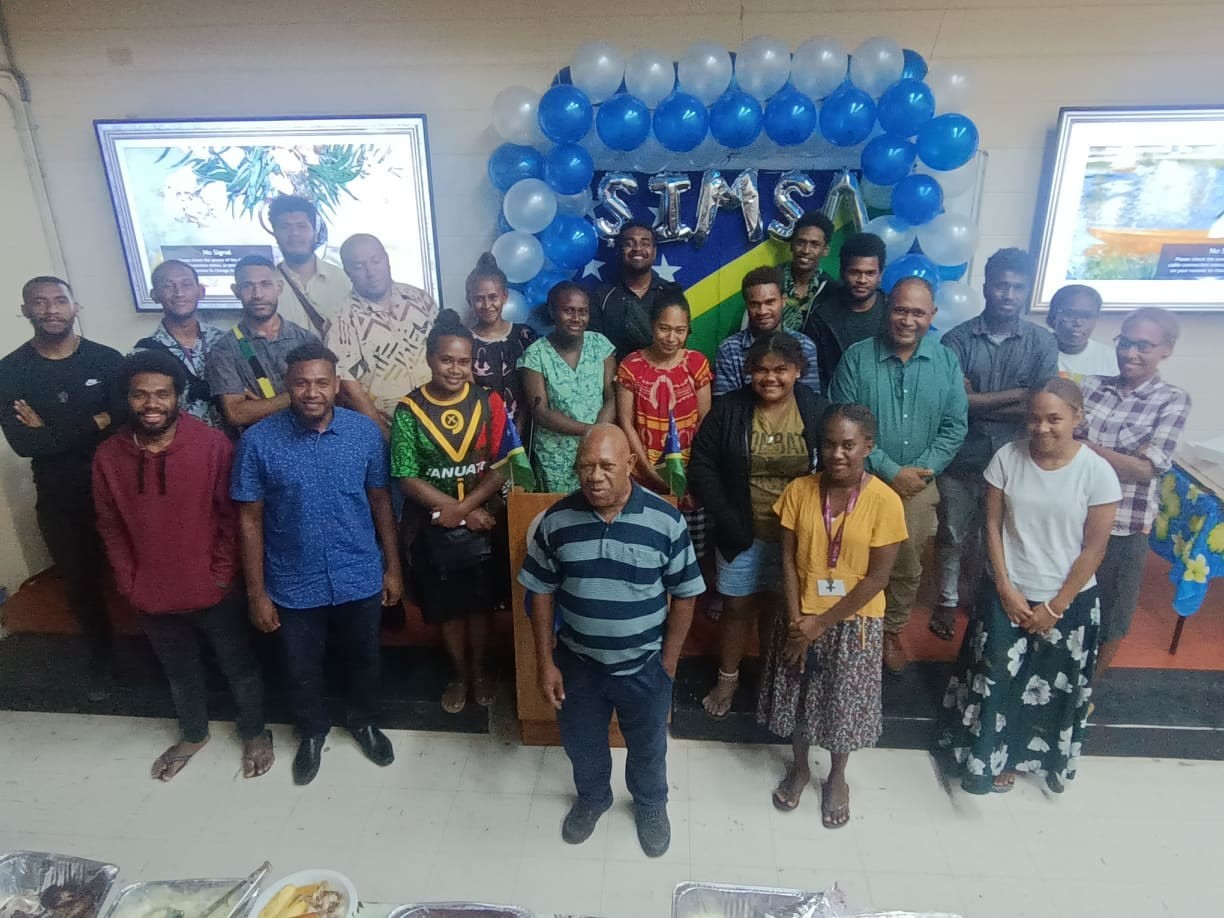 Health Minister Hon. Dr Culwick Togamana graced UPNG SI student’s ...