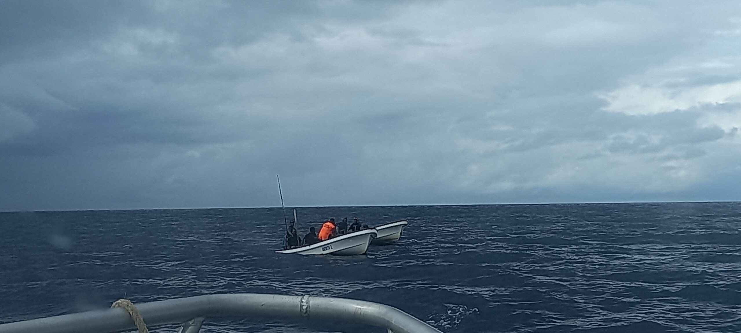 Gizo police rescue six people drift between Kolobangara and Choiseul ...