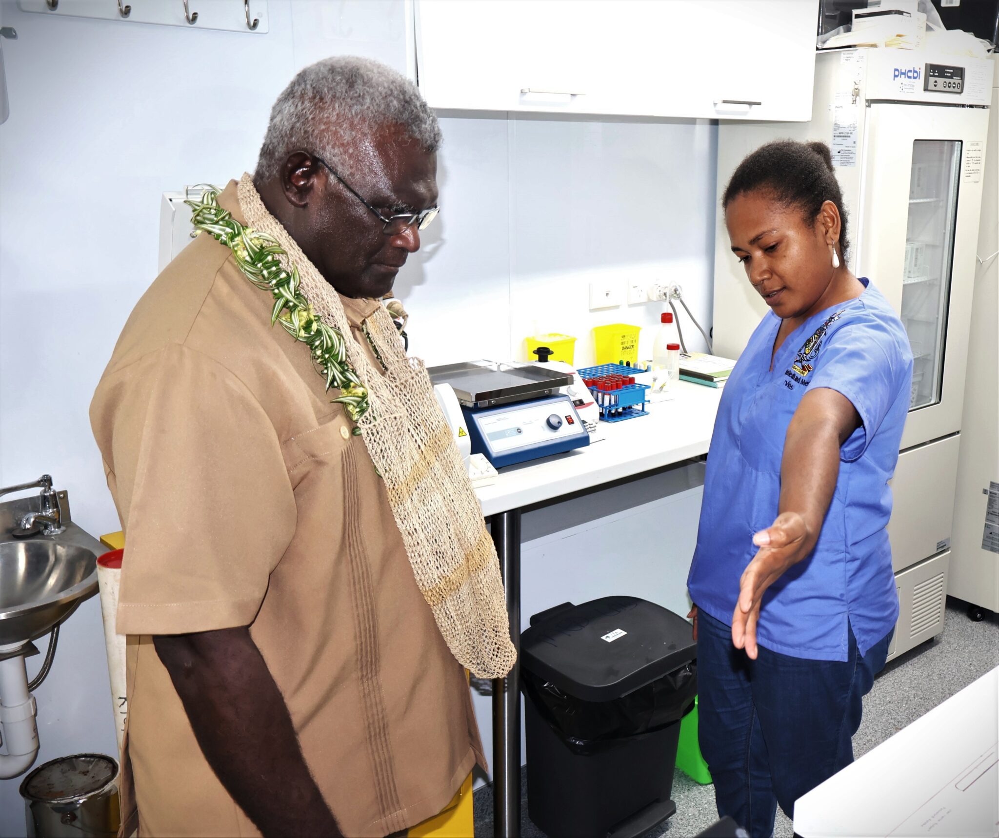 PM Sogavare witnesses Handover of Taro Hospital Biomedical Lab – My SIG Services Portal