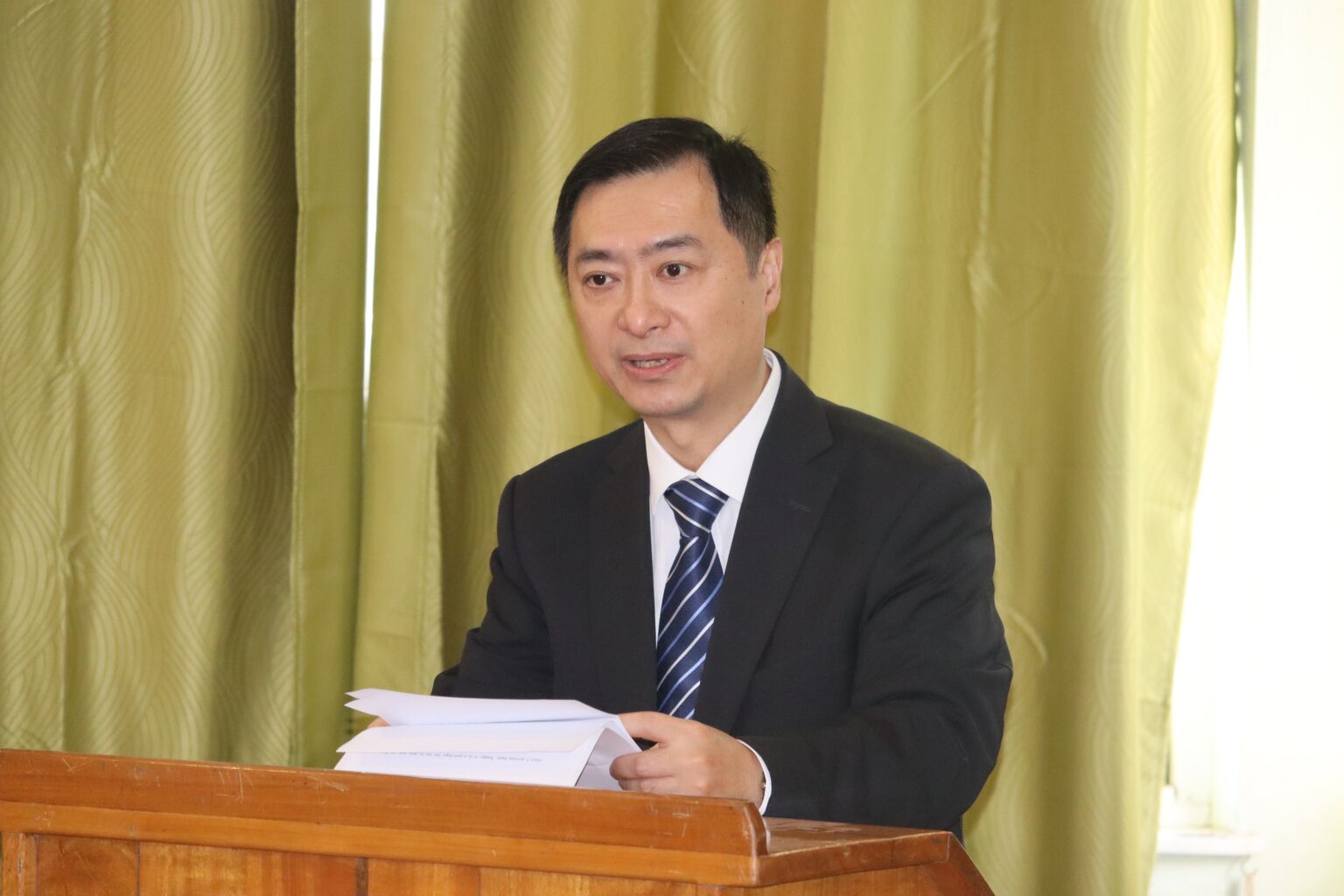 China and Solomon Islands sign Auki road tar sealing project – My SIG ...
