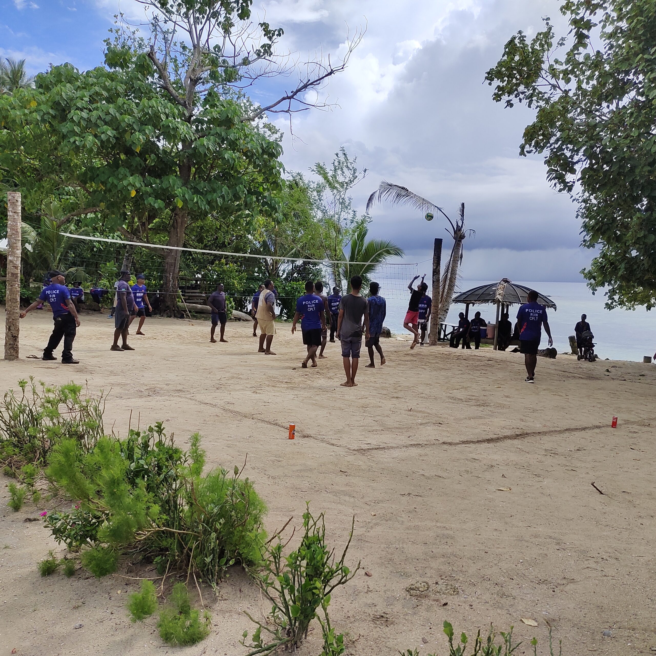 Gizo police friendly match with Nukunau community – My SIG Services Portal