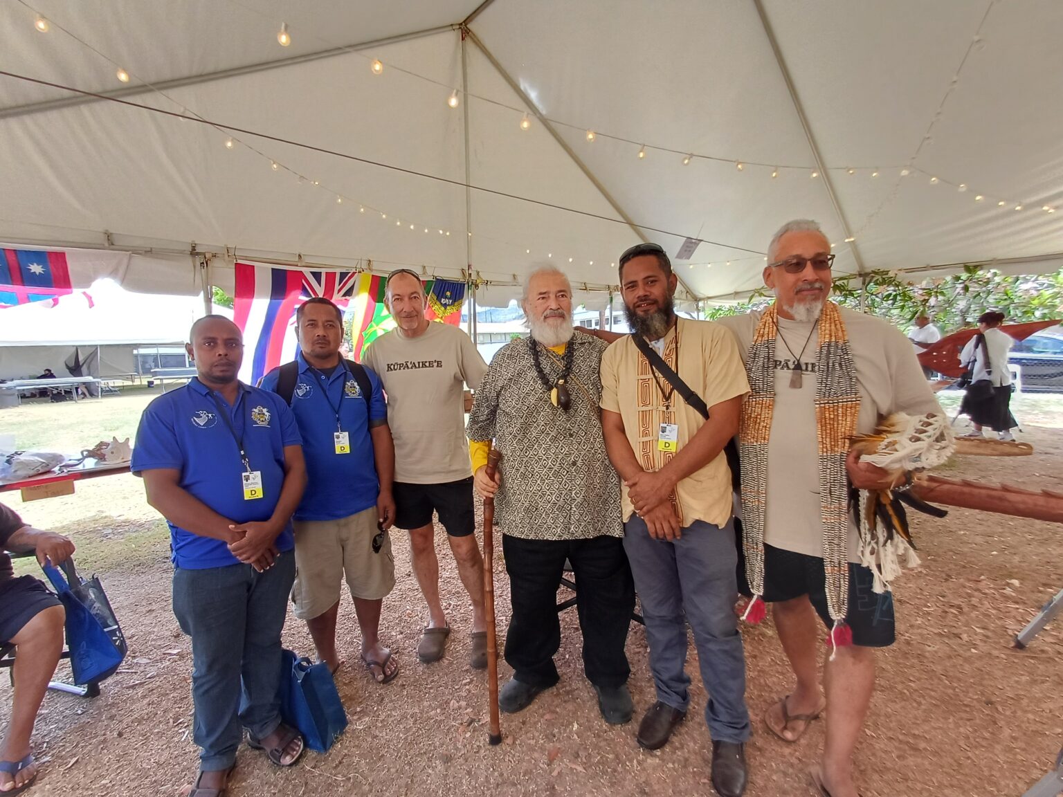 Solomon’s carved paddle touches Hawaiian elders at FestPAC closing – My ...