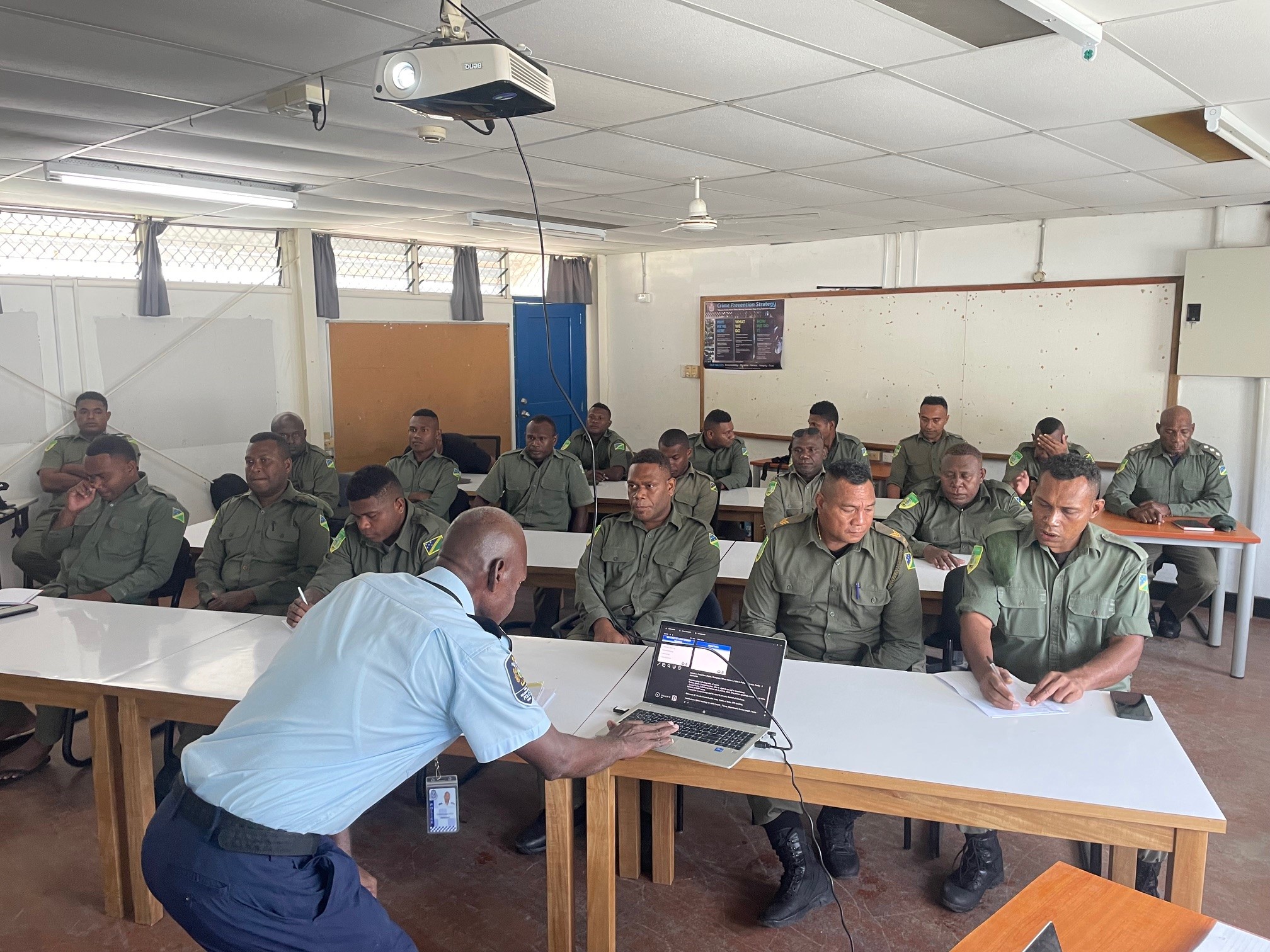 NZ Police and RSIPF deliver 5 Step Mindset training and Crime ...