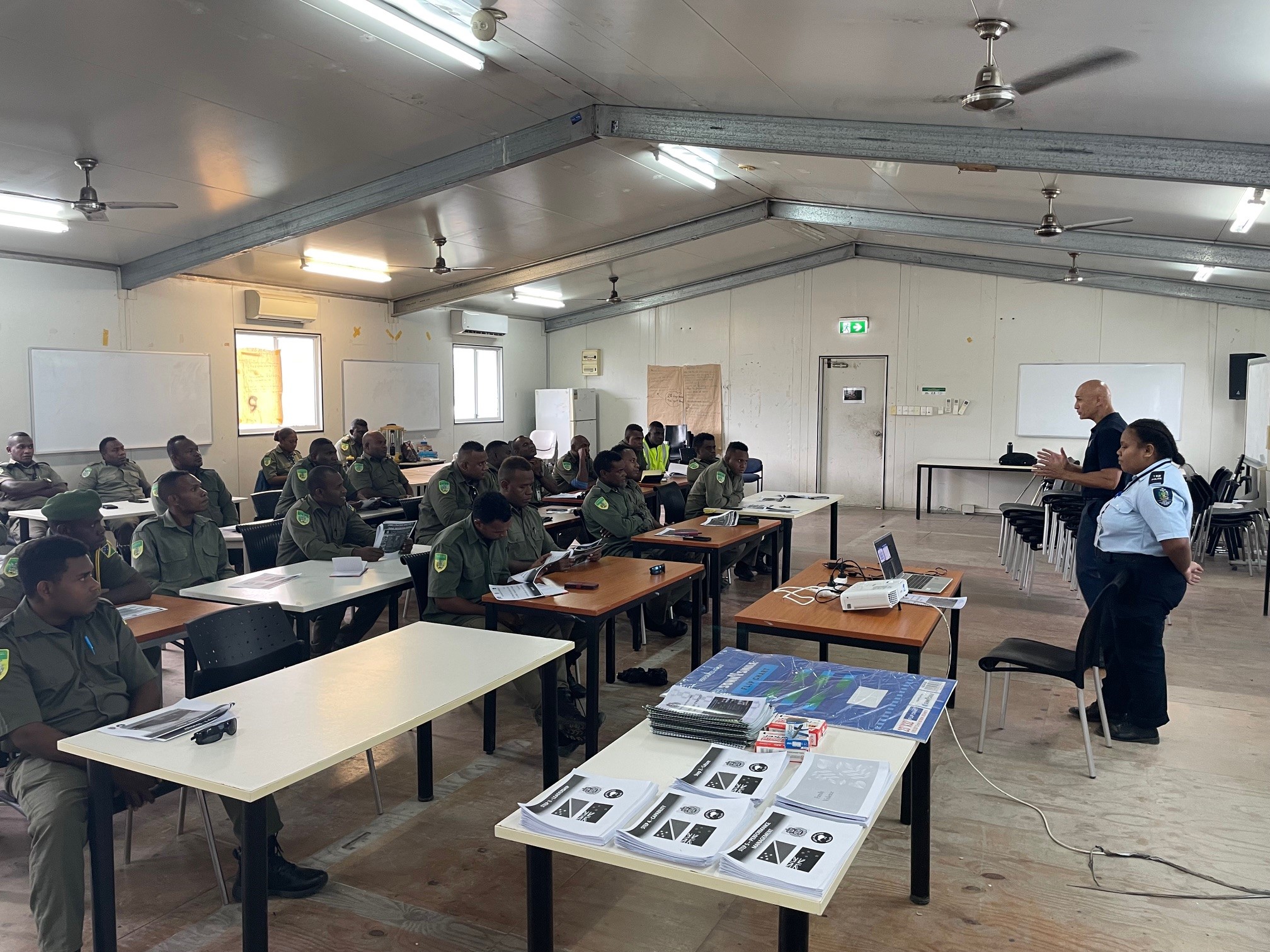 NZ Police and RSIPF deliver 5 Step Mindset training and Crime ...