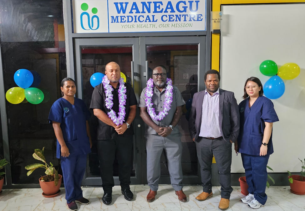 Minister Leokana, High Commissioner Soaki opens Waneagu Medical Centre ...