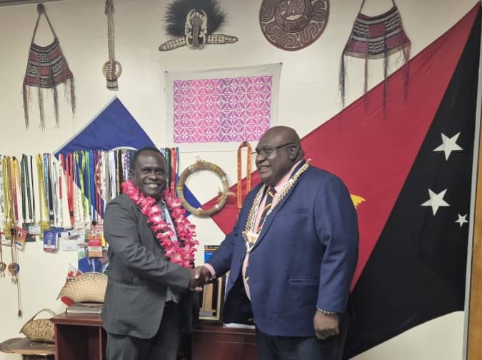 High Commissioner Soaki joins Minister Kologeto and team during visit ...