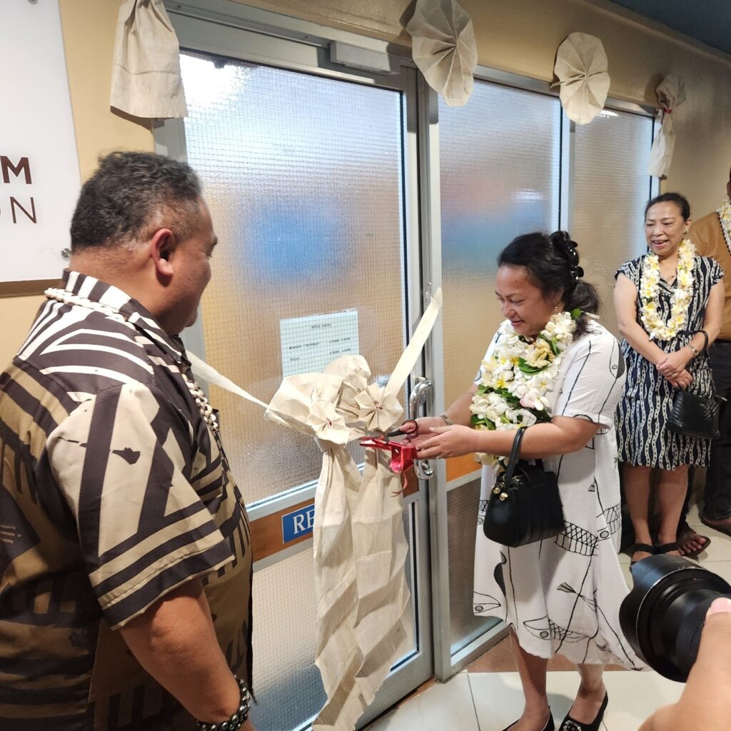 Hon. Choylin Yim Douglas, Minister for Culture and Tourism, Officially ...