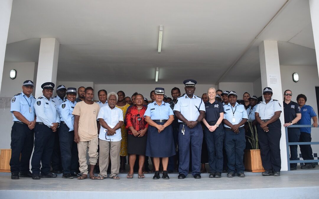 RSIPF and community leaders discuss ways to improve frontline policing ...