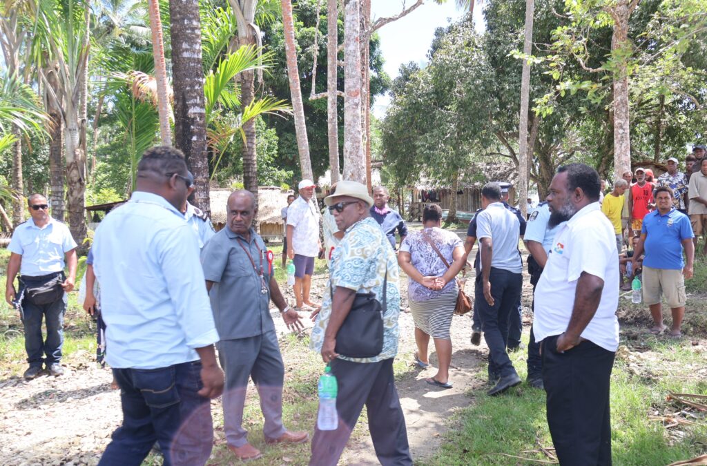 Prime Minister Manele hosted by Bina Harbour Community. – My SIG ...