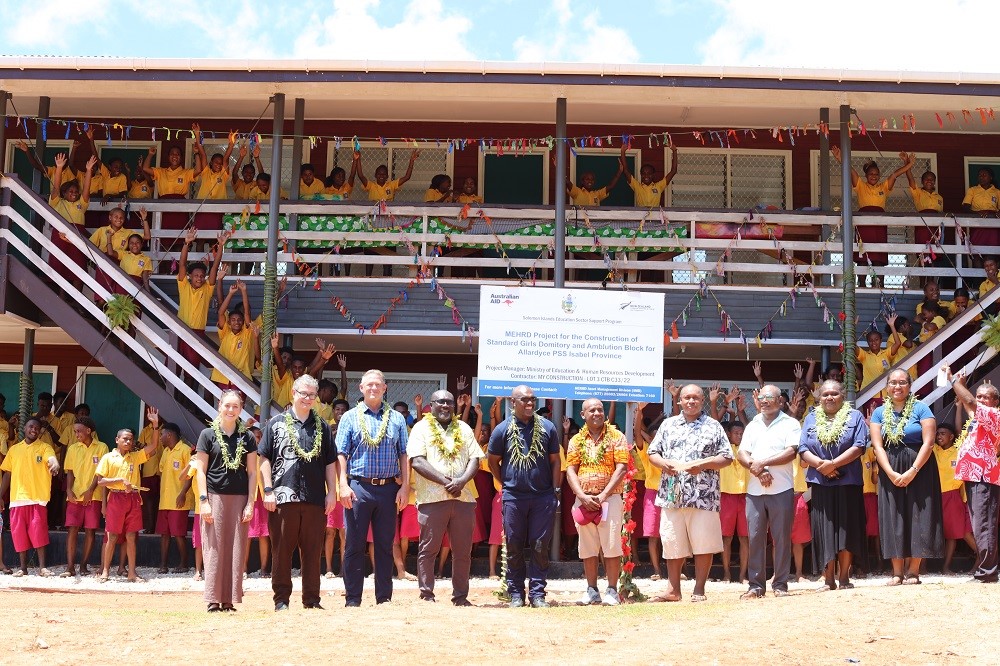 Allardyce PSS took ownership of the new girls’ dormitory and ablution ...