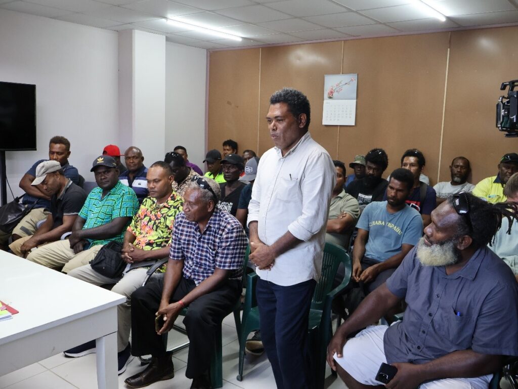 Empowering Cocoa and Coconut Entrepreneurs: MAL Minister Presents Funds ...