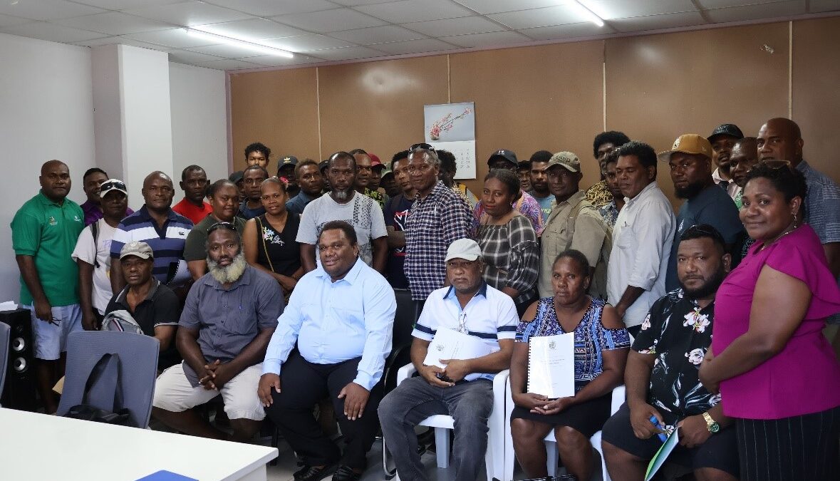 Empowering Cocoa and Coconut Entrepreneurs: MAL Minister Presents Funds ...