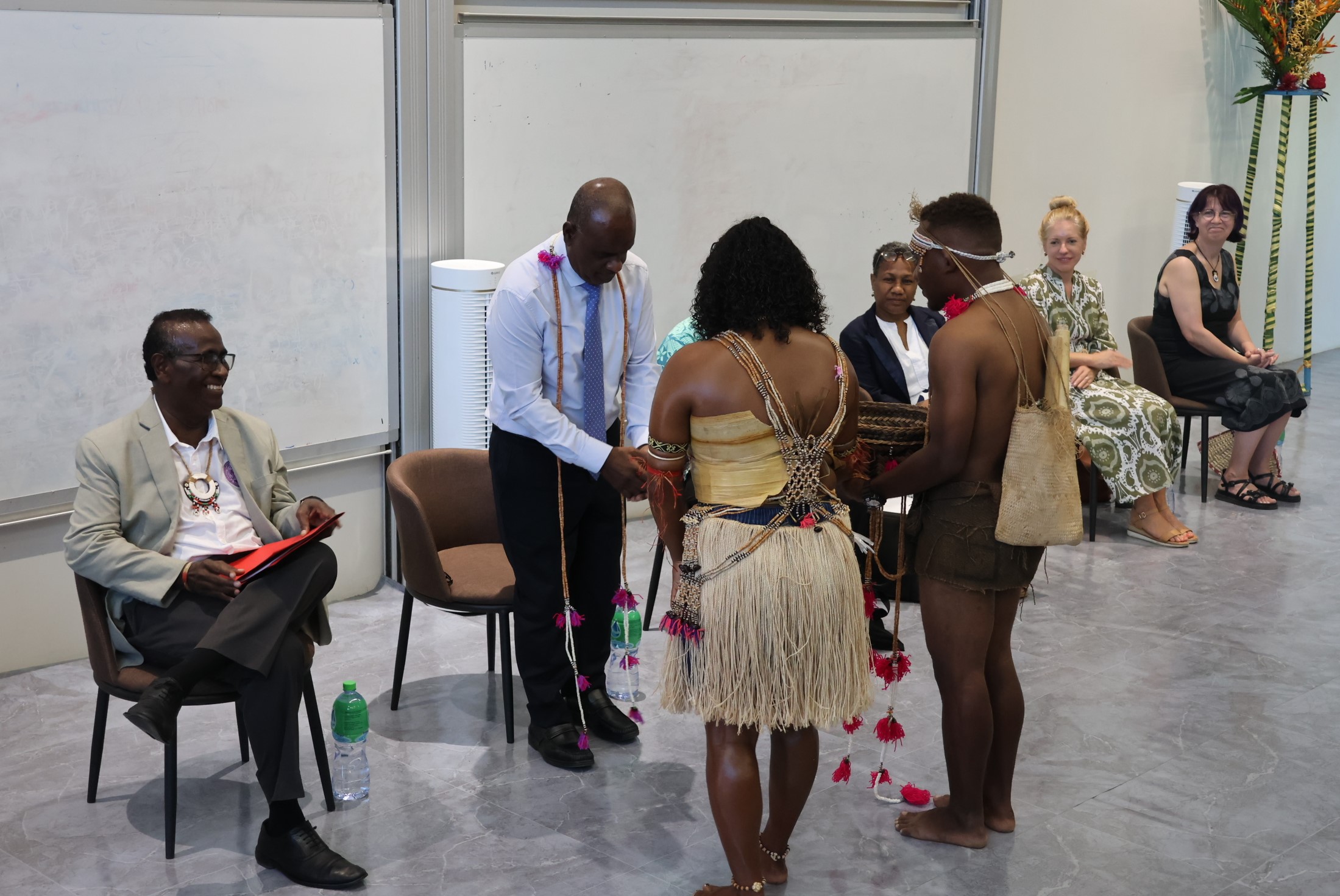 Prime Minister welcomes inaugural SINU-ANU seminar on Sustainable and ...