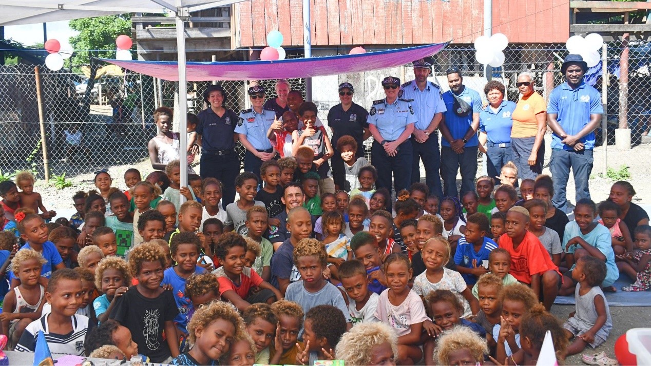 AFP leaders share Christmas cheer with Fishing village community – My ...
