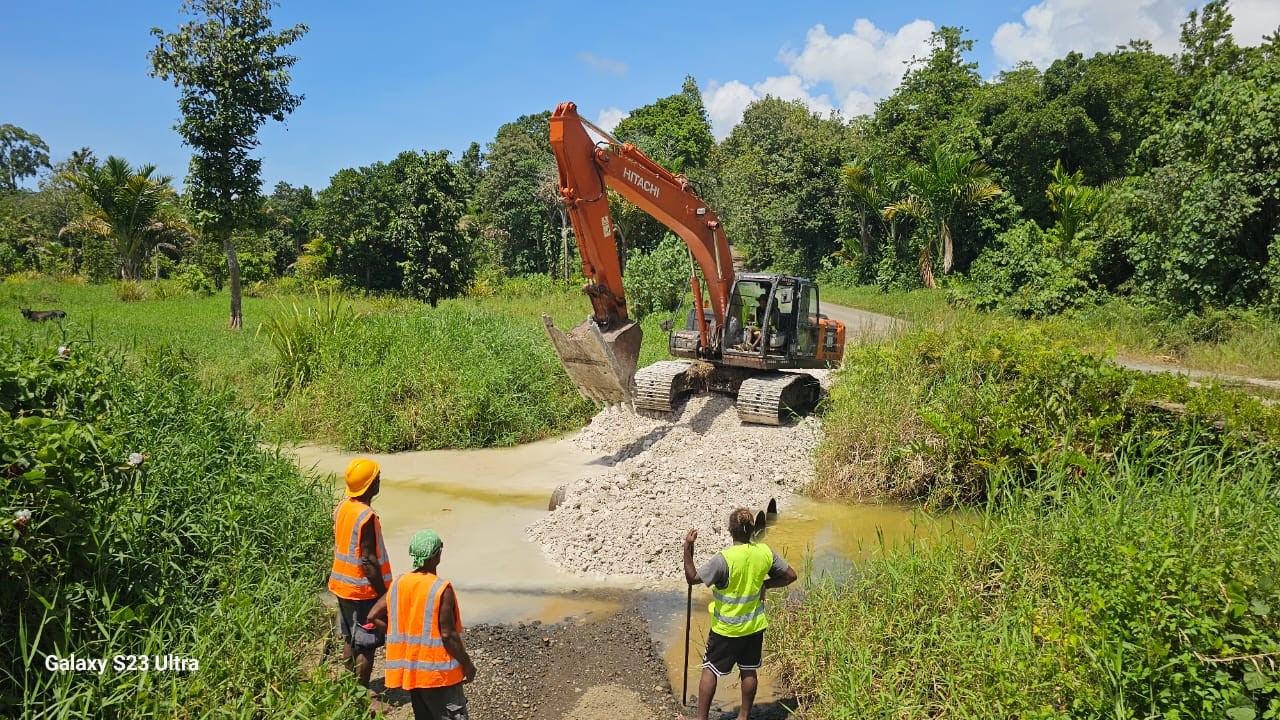 Repair works on wooden bridges underway at Malaita’s South Road – My ...
