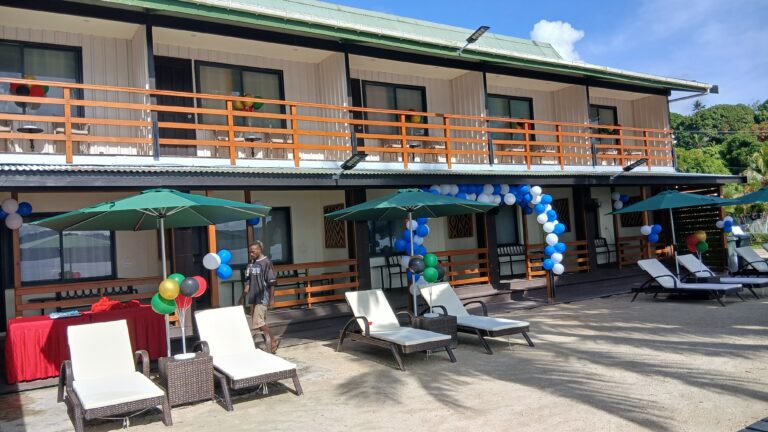 Premier Sagupari hails opening of the luxury Raiders Hotel in Tulagi ...